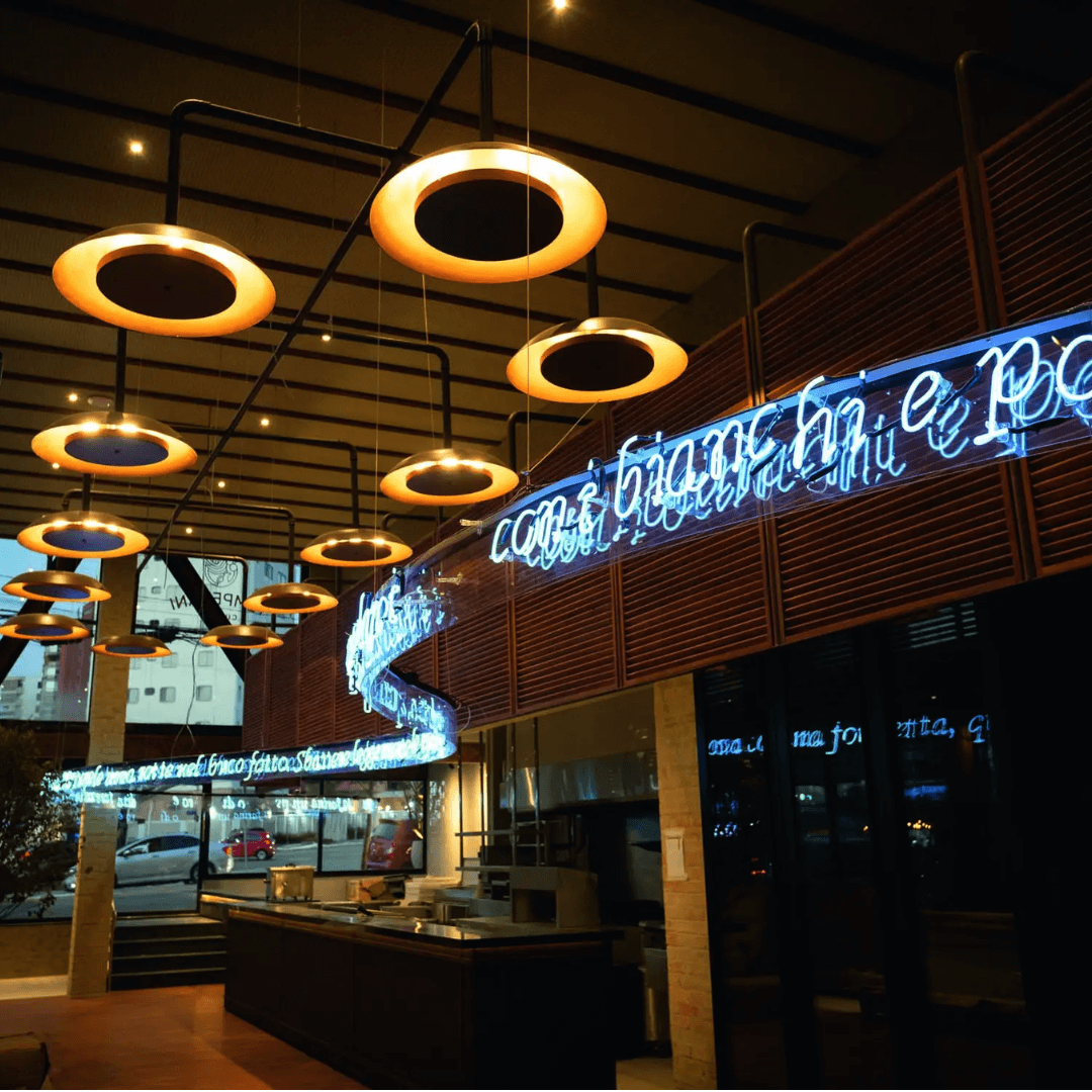 Nada de zapear o app... conheça complexos gastronômicos que São Paulo ...