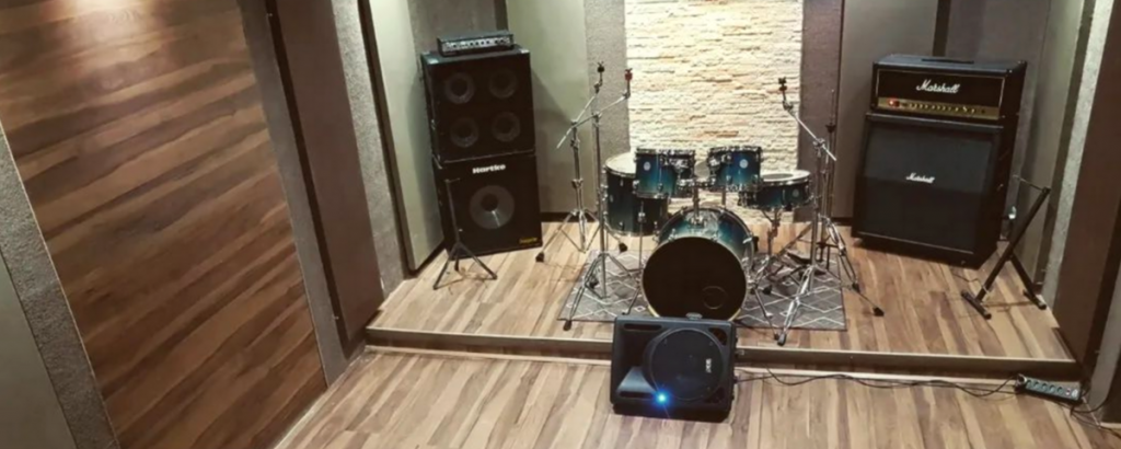 Estúdios em SP: 5 lugares para ensaiar com sua banda no Dia do Músico ...